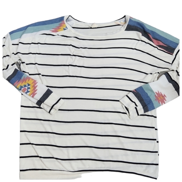 7th Ray | Tops | 7th Ray Aztec Long Sleeve | Poshmark